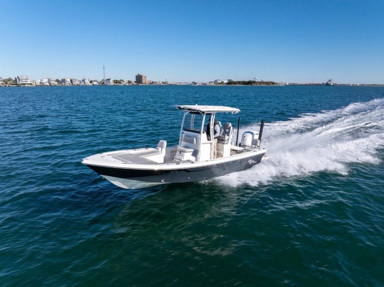 239 Bay | Bay Rider Boats