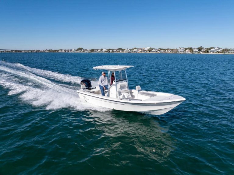 239 Bay | Bay Rider Boats