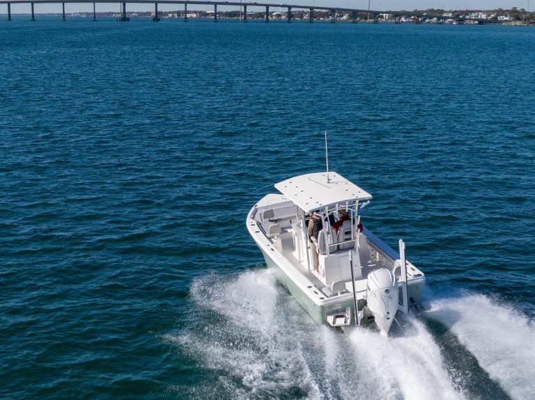 269 Bay | Bay Rider Boats