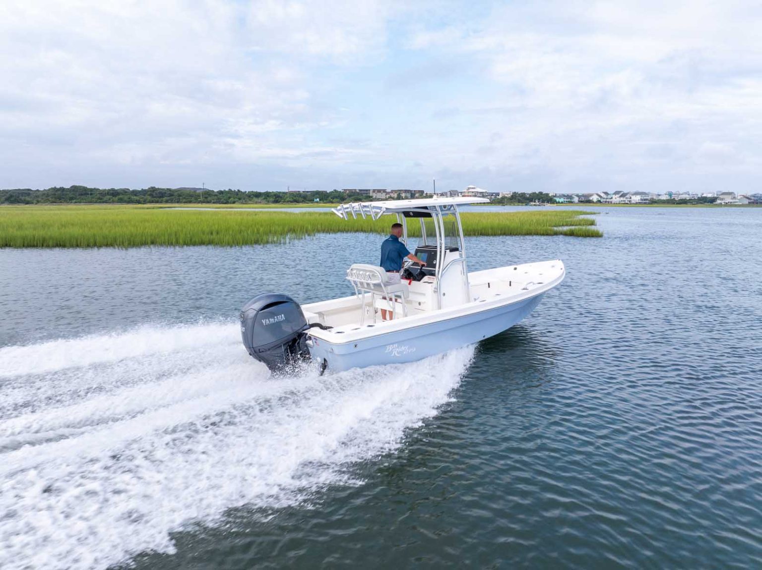 219 Bay | Bay Rider Boats